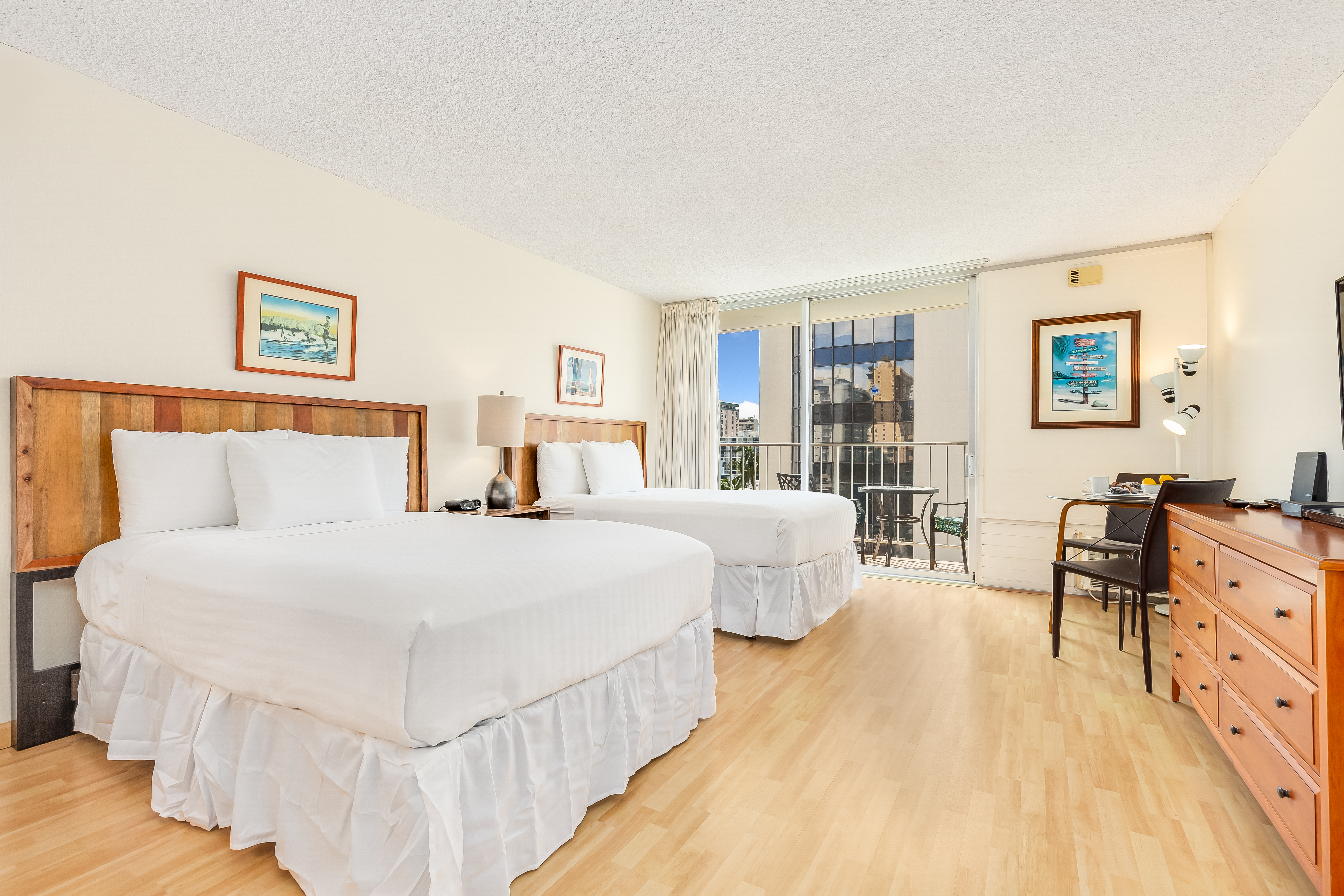 City View Family Fun Condo At Marine Surf Waikiki By The Beach & Free Parking - Honolulu, HI