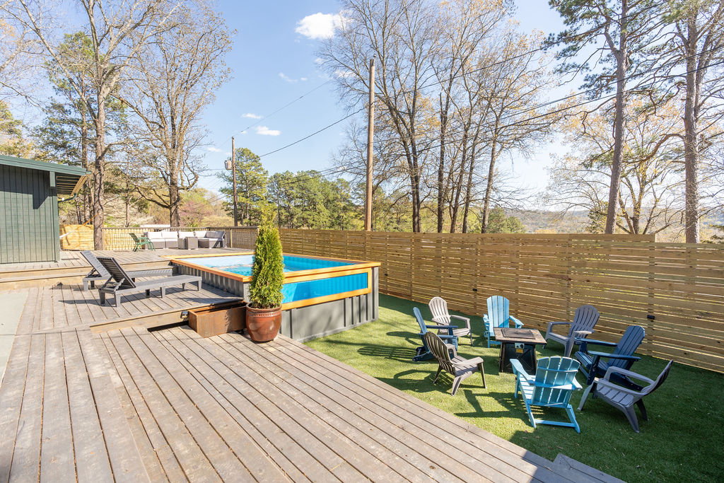 Heated Pool And Outdoor Living Space - Charming Mid Century Haven - Heber Springs, AR