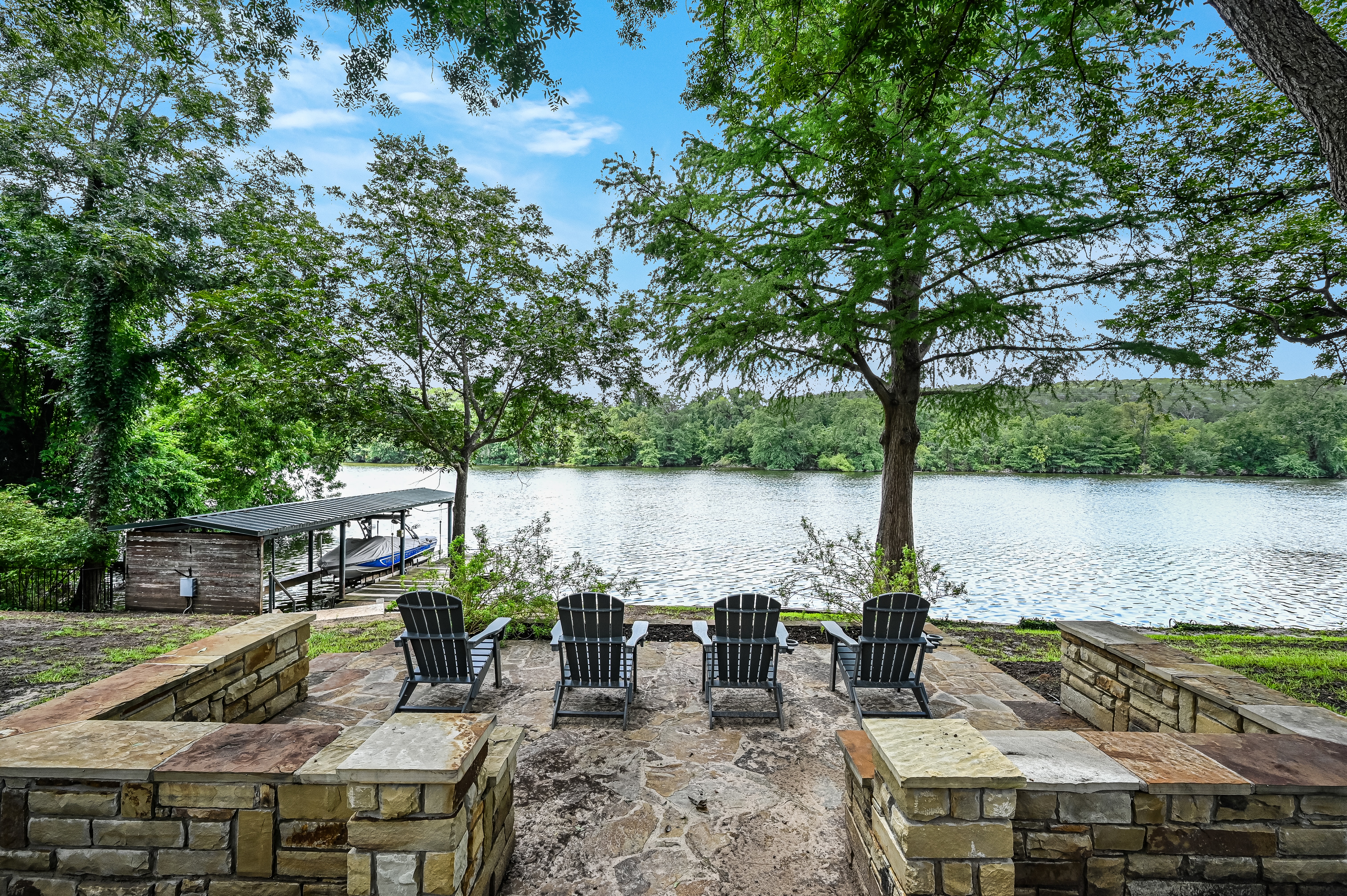 Above Austin Entertainer Estate On Lake Austin - Austin, TX