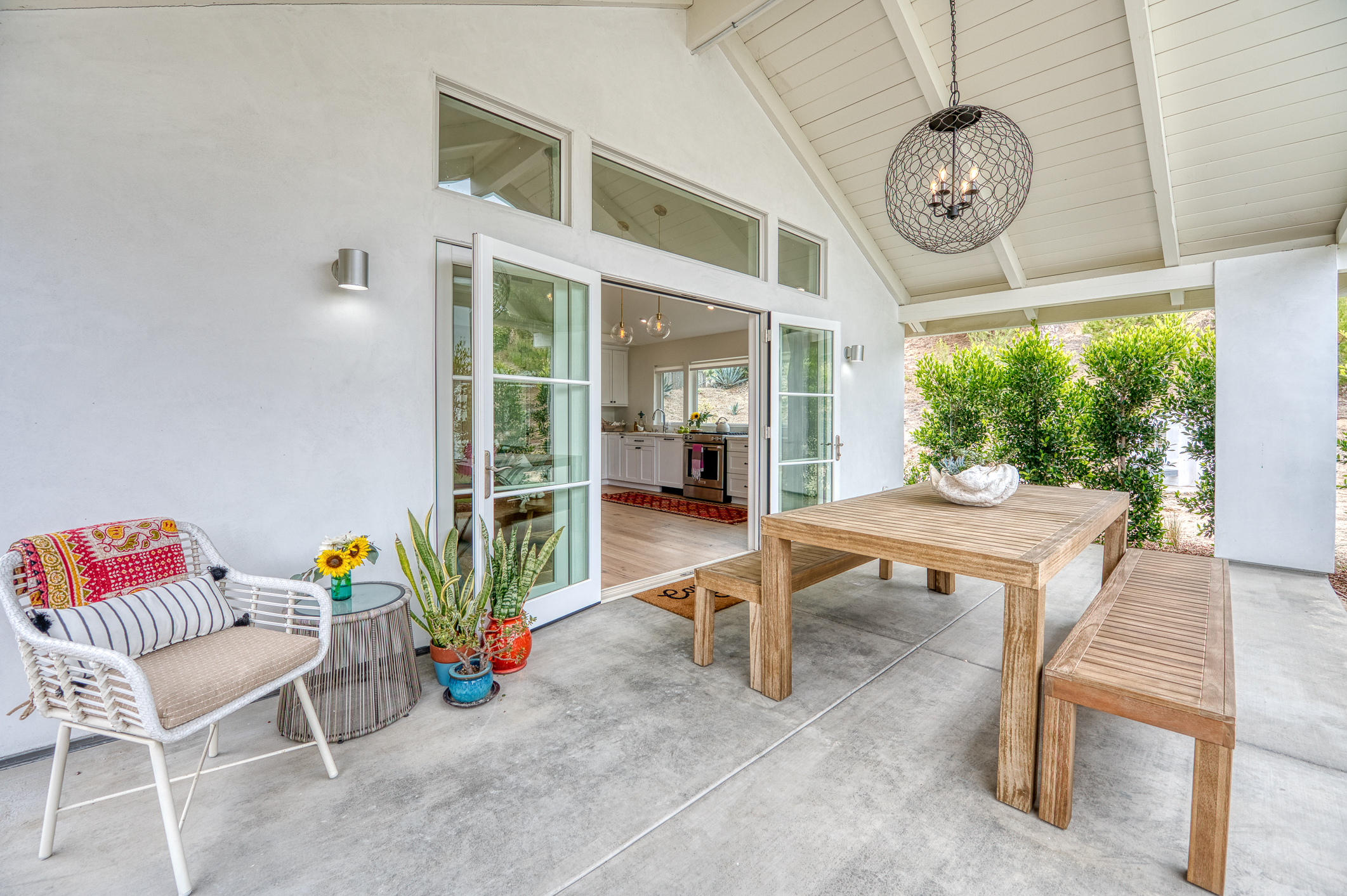 Bright Retreat - San Diego, CA