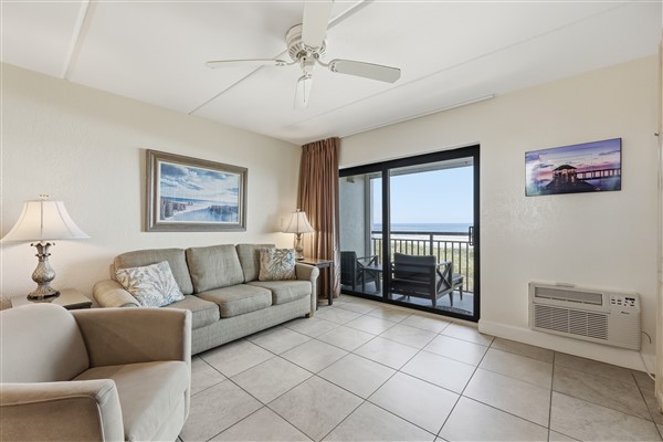 Comfortable Living Space And Full Kitchen - Charming Balcony Escape - Crescent Beach, FL