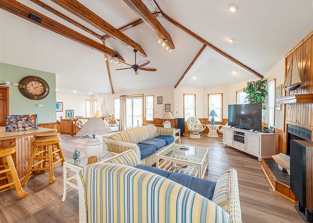 Blue Moon | Corolla Rentals | Outer Banks Rentals