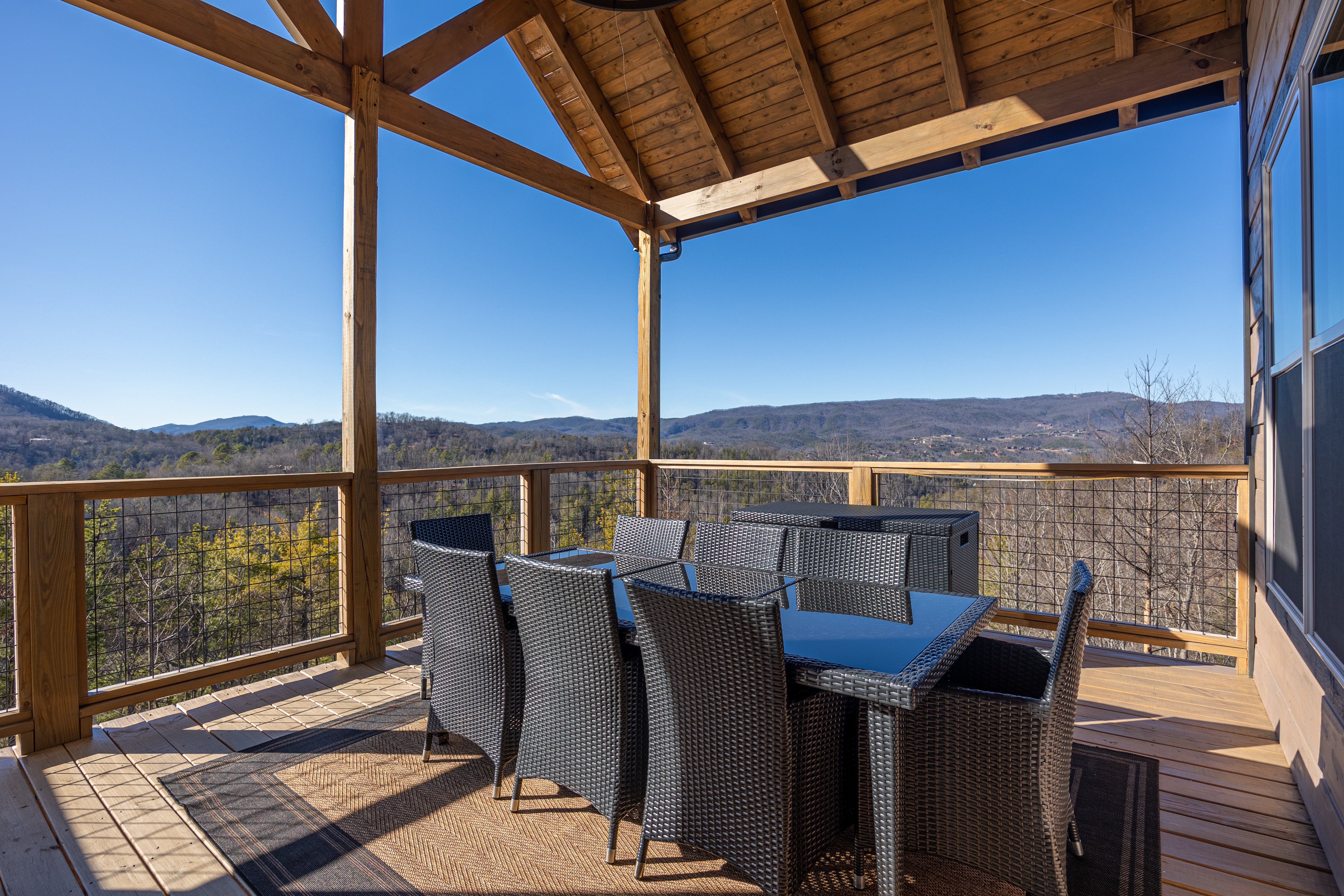 Breathtaking Mountain Views And Game Room - Luxurious Rustic Retreat - United States