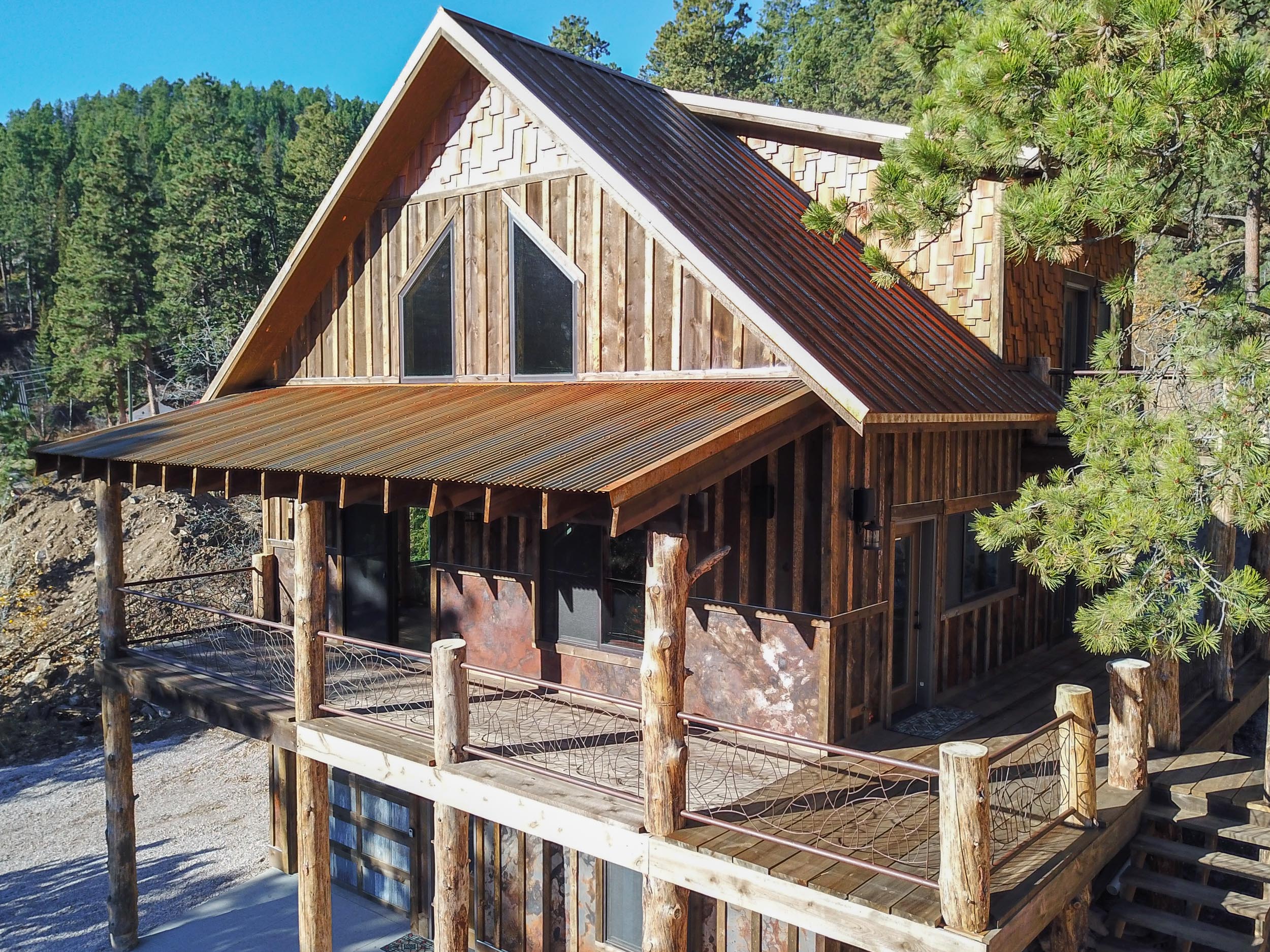 Gilded Mountain Outpost | Black Hills Adventure Lodging