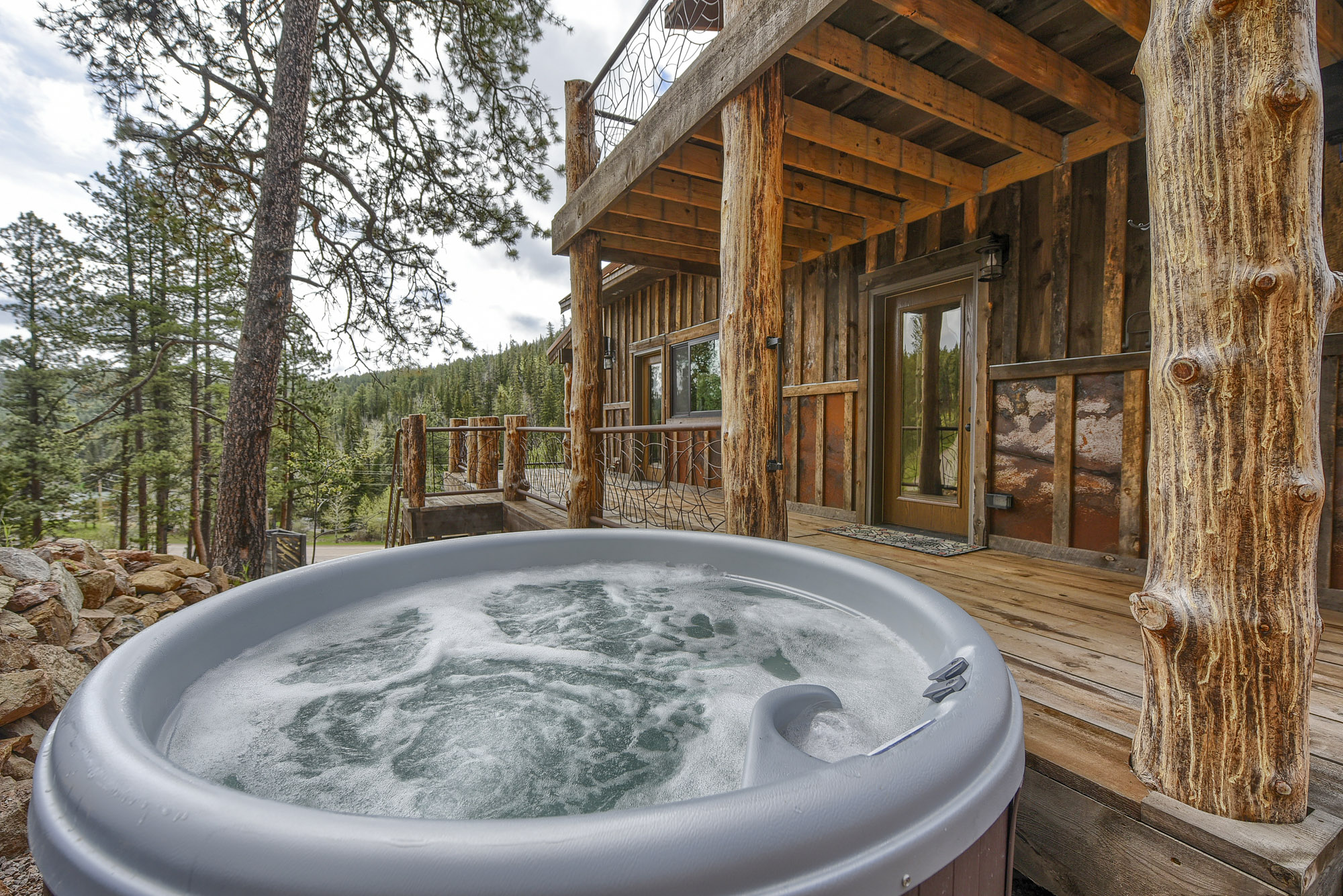 Gilded Mountain Outpost | Black Hills Adventure Lodging