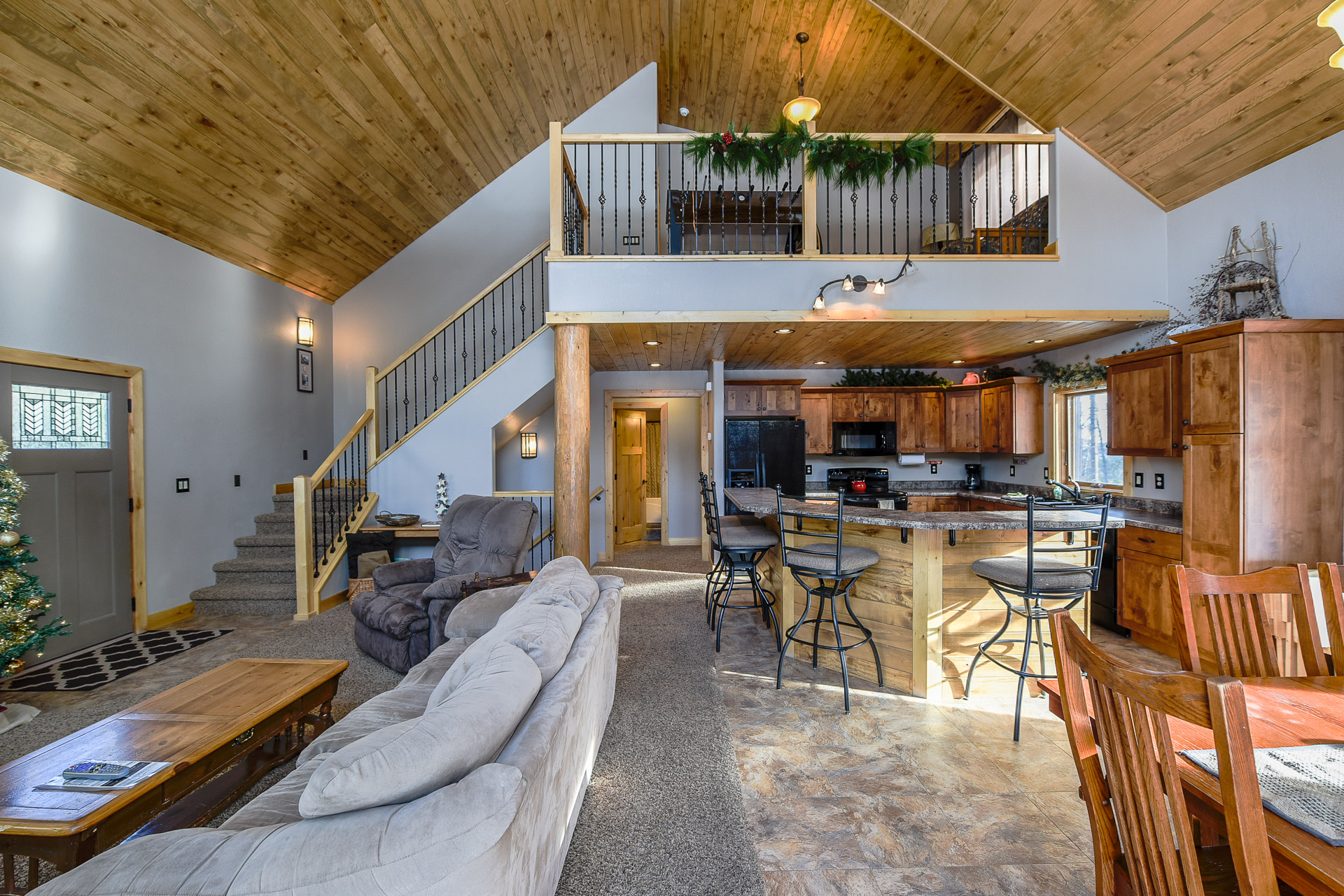Timber Bark Lodge | Black Hills Adventure Lodging