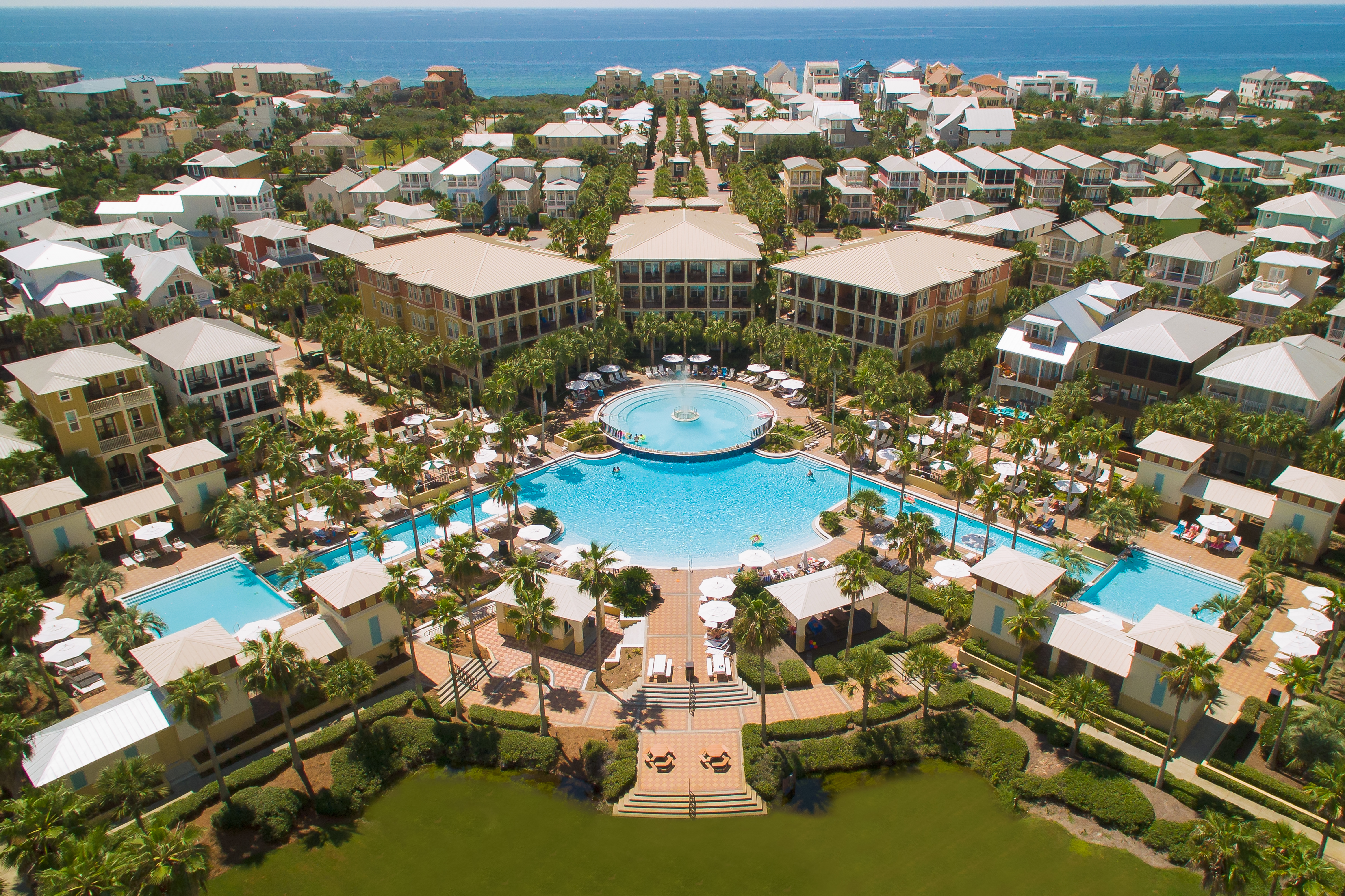 Exclusive Access To Resort Pool And Beach - Luxurious Coastal Haven - Rosemary Beach, FL
