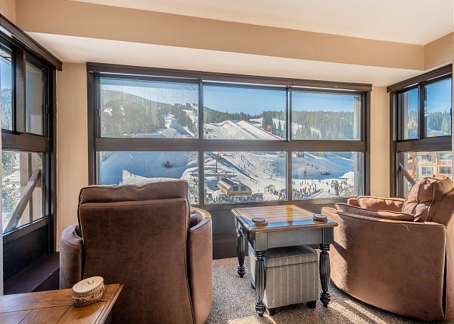 Mountain Plaza 627