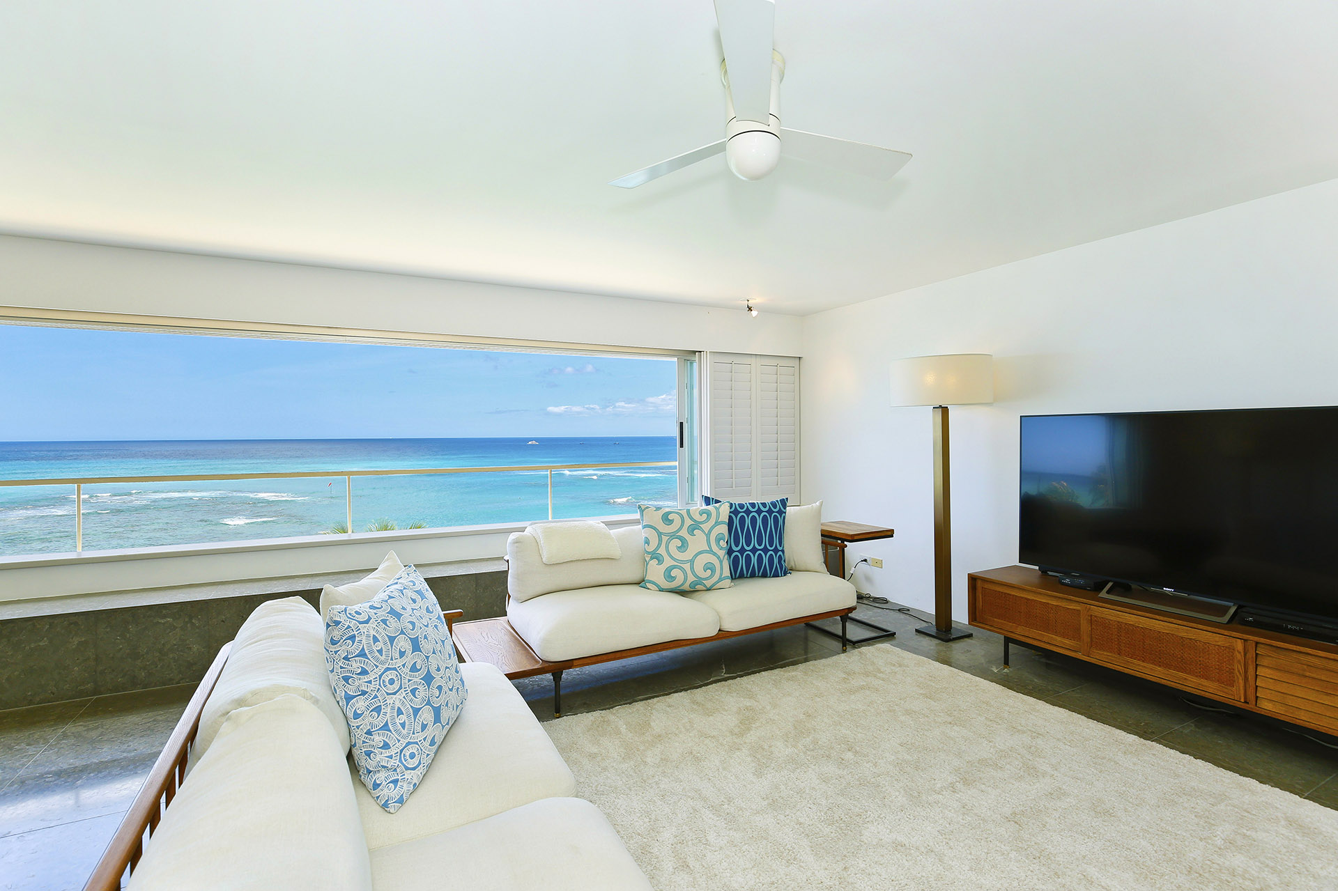 Colony Surf #604 - Luxury panoramic Oceanfront Views on Oahu's Gold ...