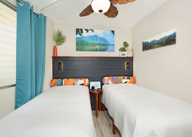 Niihau #805 - Gorgeous renovated corner unit just 1 block to Waikiki ...