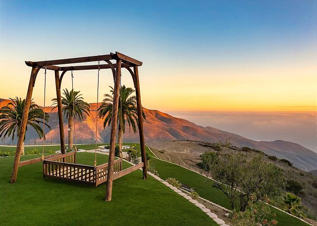 The Malibu Dream Resort Villa in Los Angeles - The Maimon Group