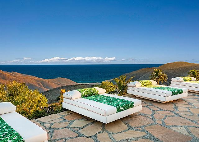 The Malibu Dream Resort Villa in Los Angeles - The Maimon Group