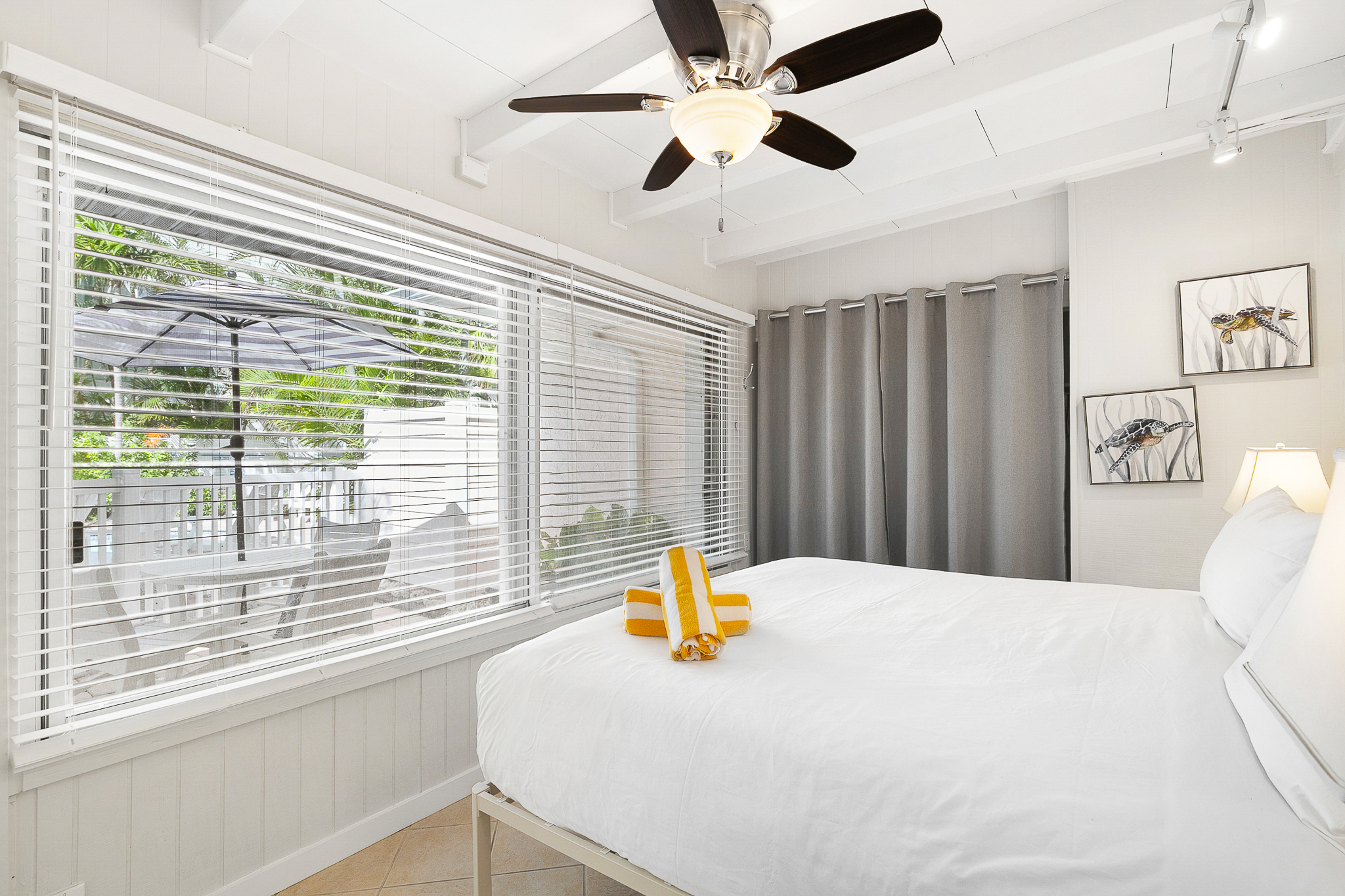 Anna Cabana Bungalow #2 - Anna Maria Island, FL