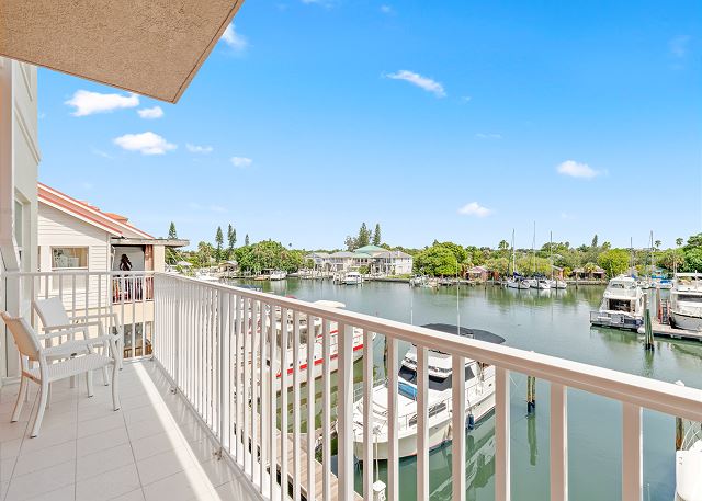 Saint Petersburg, FL United States - Madeira Bay 1307 | John's Pass Condos