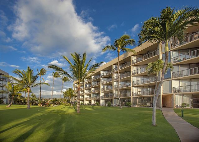 Kihei Oceanfront Condos: Maui Sunset: Rentals Maui