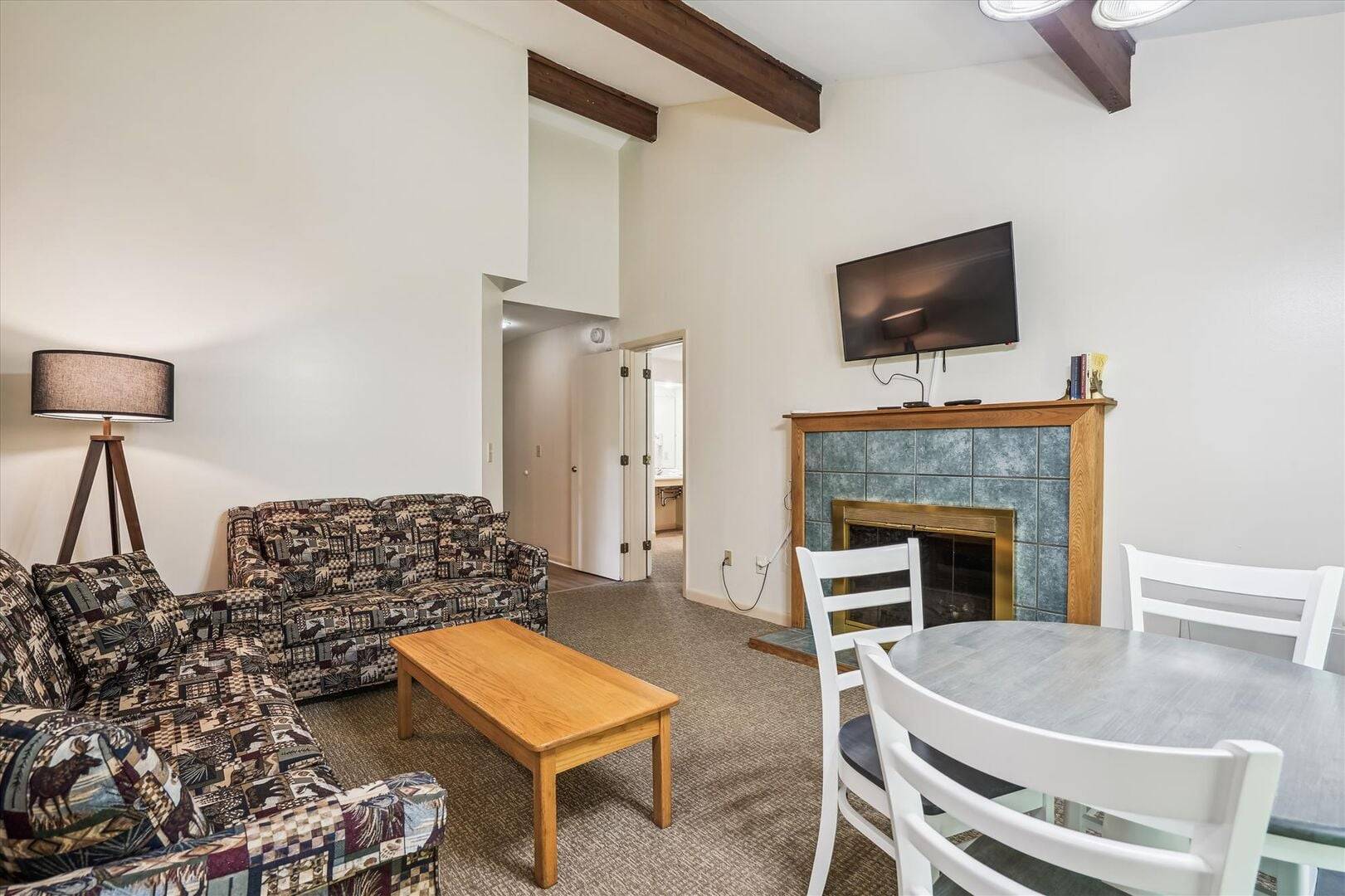105 106 Cedarbrook Two Bedroom Suite - Killington