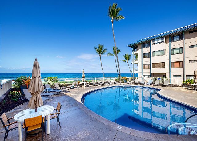 Kona Reef#A-7: Direct Oceanfront Corner Unit,Newly Remodeled, AC,Walk ...