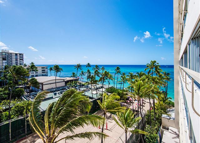 Honolulu, Hawaii United States - Colony Surf 1009 | LIST Sotheby's Realty