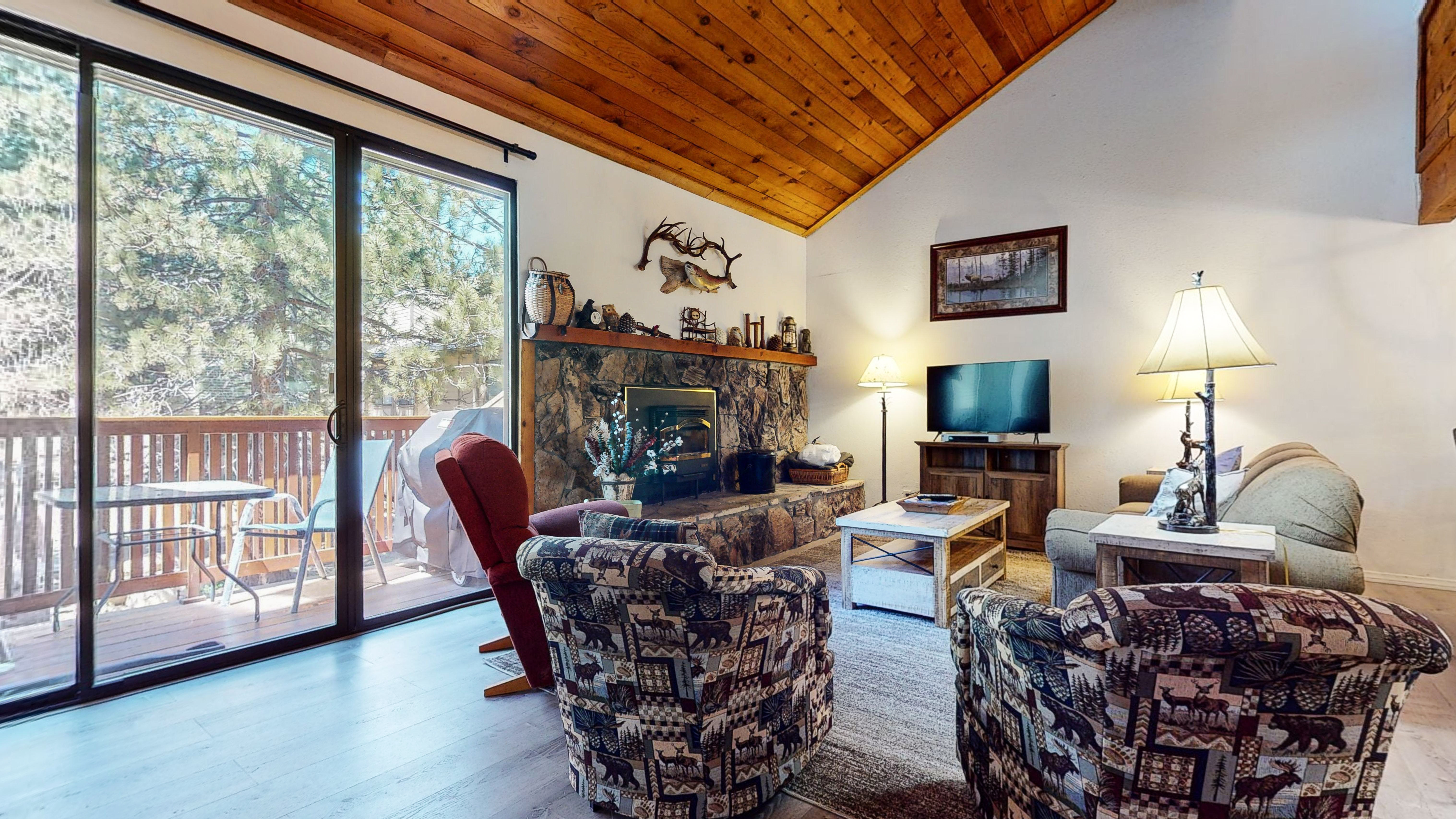 Mammoth Sierra Townhomes #32 - Mammoth Lakes, CA