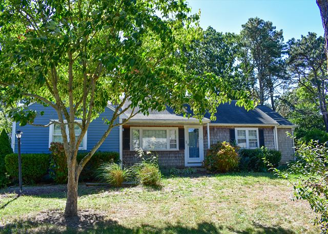 Martha Murray Real Estate Rental: Hickory Ln 23 | Cape Cod Rentals