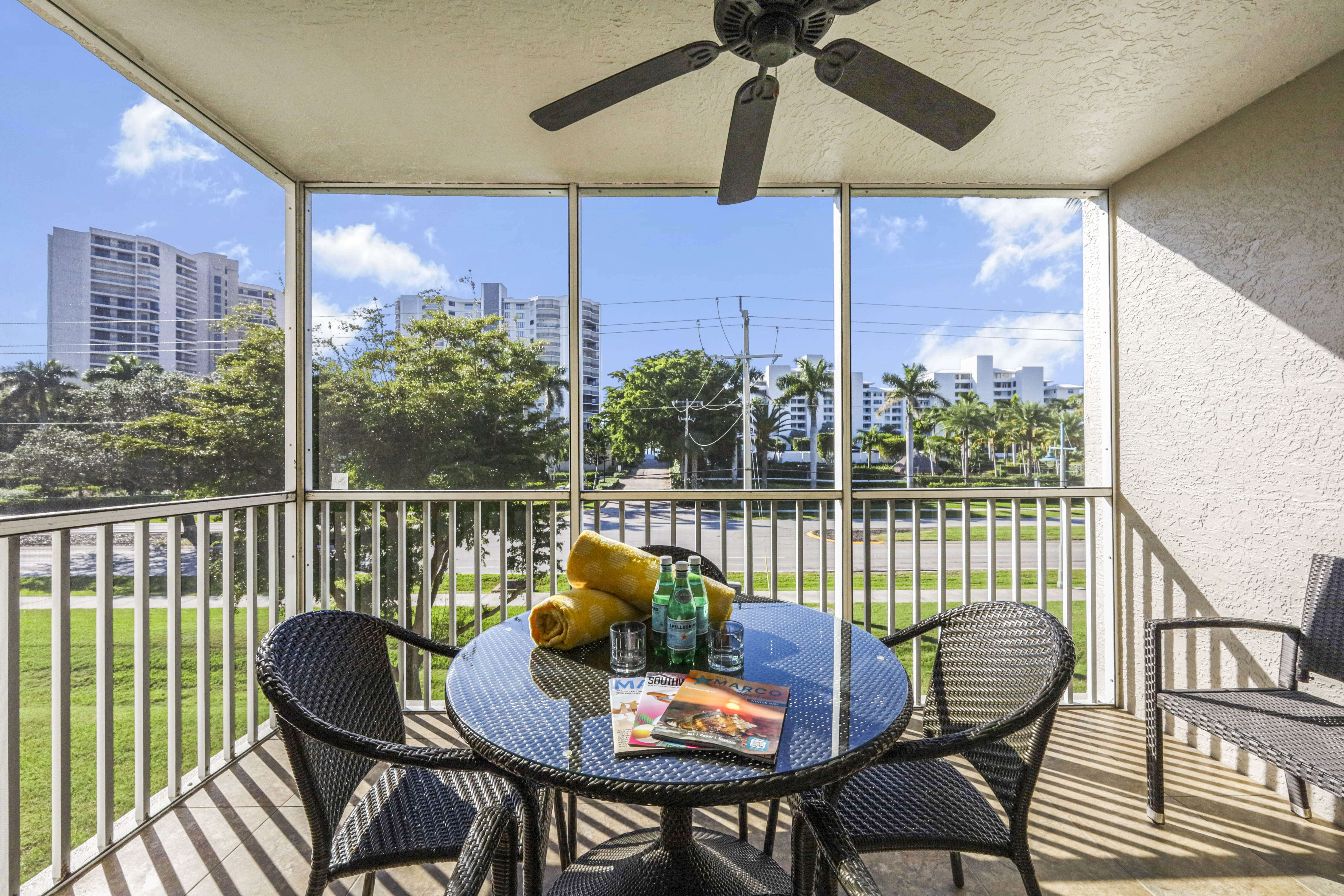 Tropical Oasis With Heated Pool And Beach Essentials - Charming Retreat - Marco Island, FL
