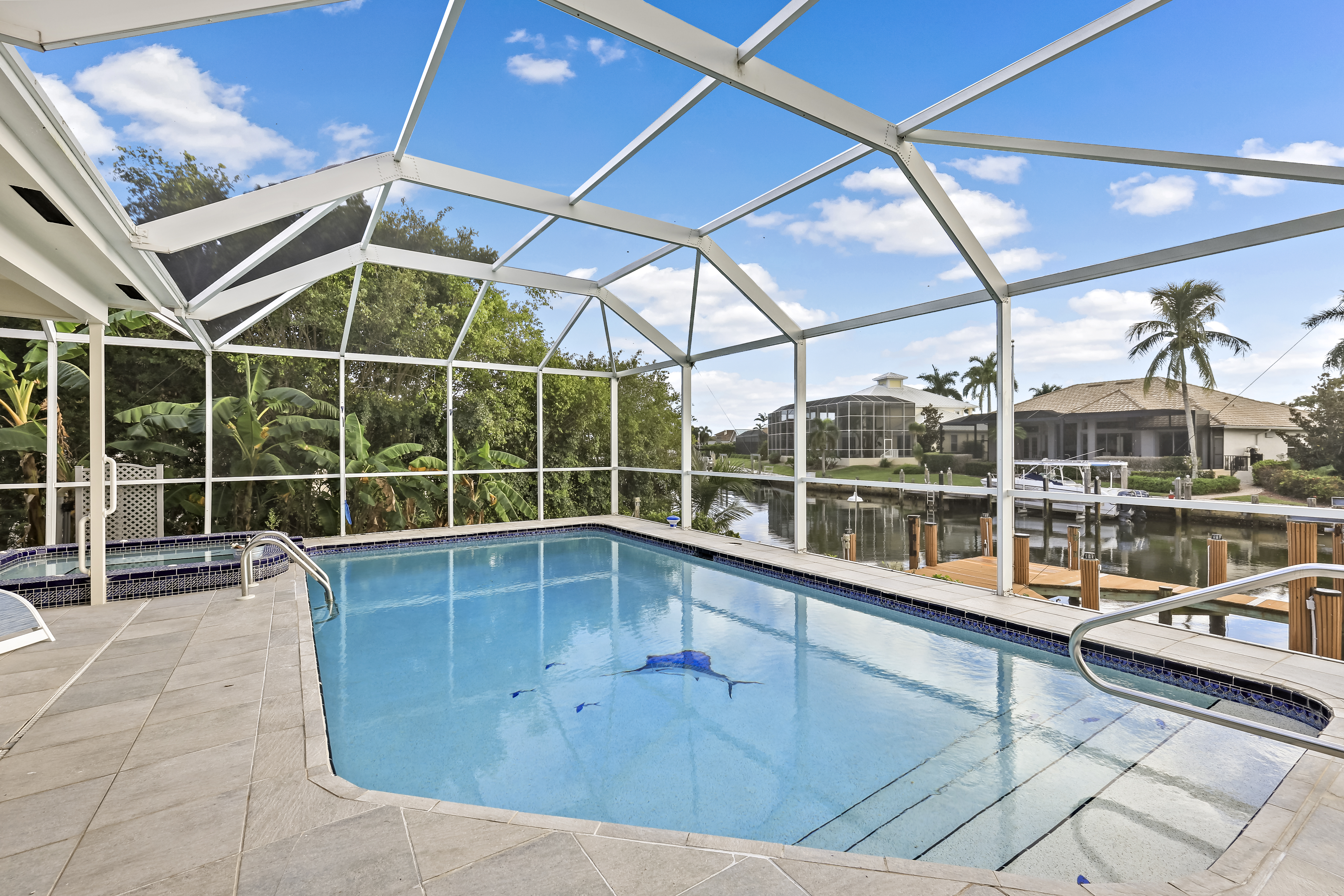 Waterfront Oasis With Pool And Hot Tub - Stunning Tropical Retreat - Marco Island, FL
