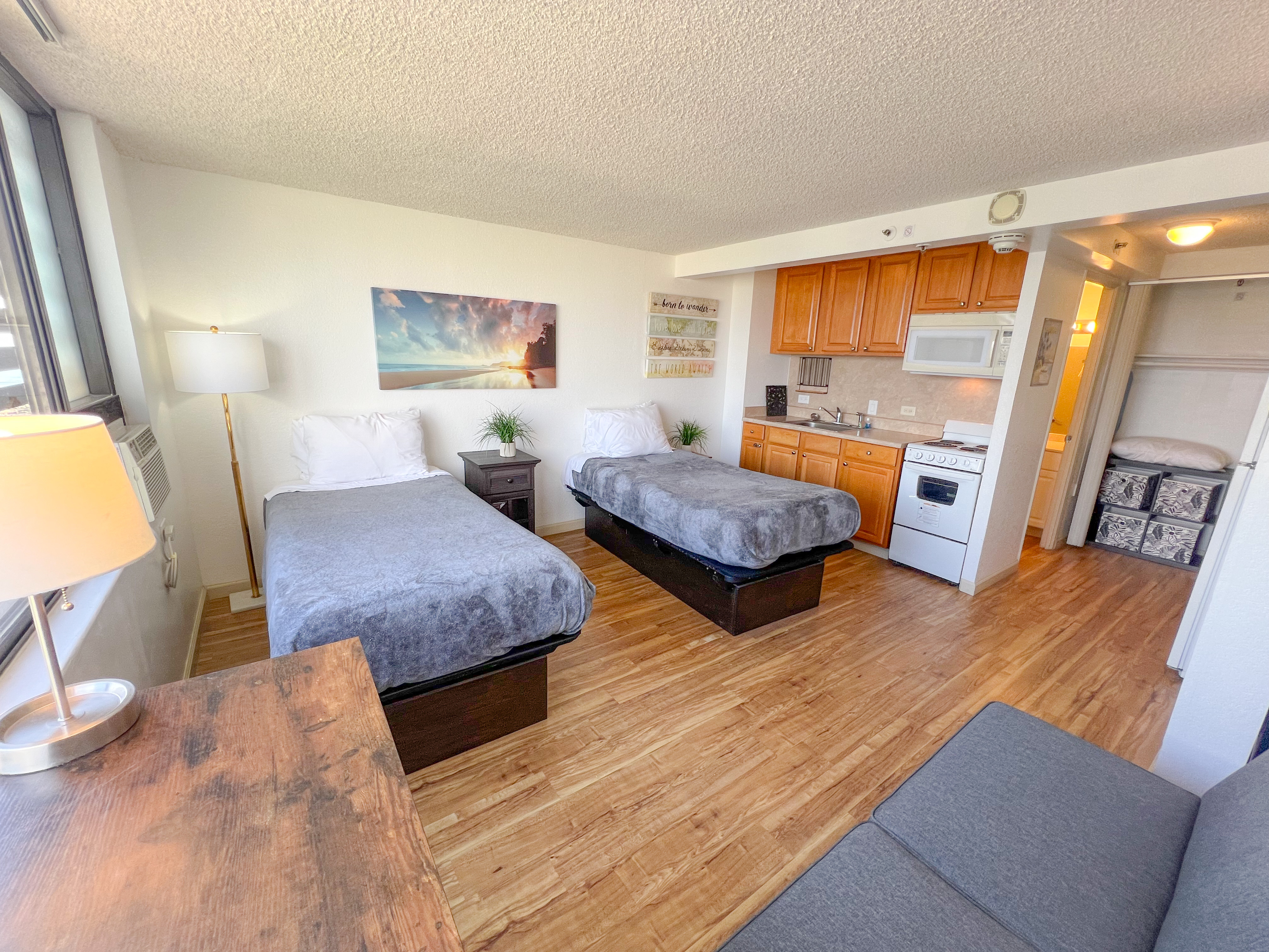 Amazing Canal And Diamond Head Views - Bright Stylish Studio - Honolulu