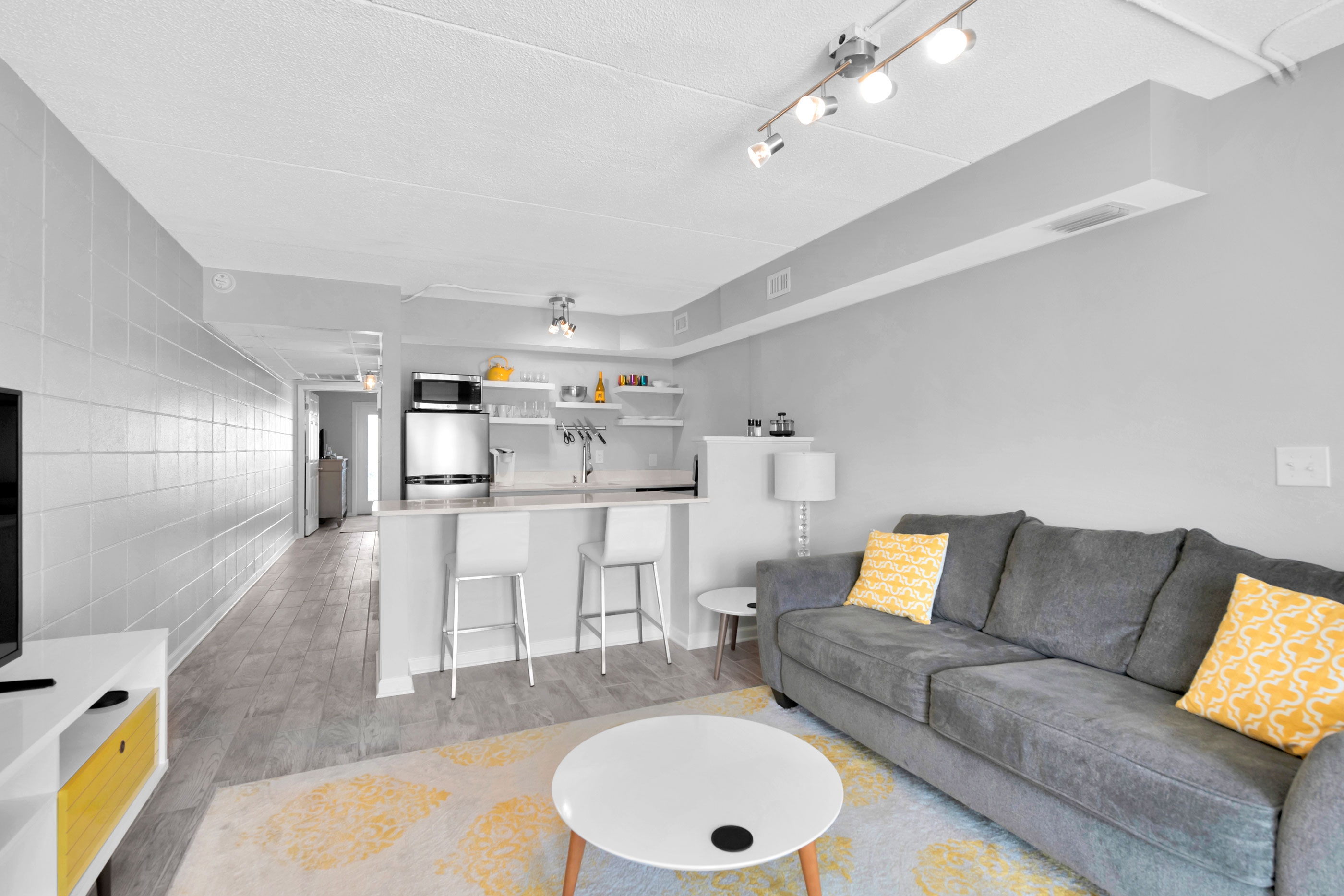 Sun Cottage 8438 | Paradise Beach Homes