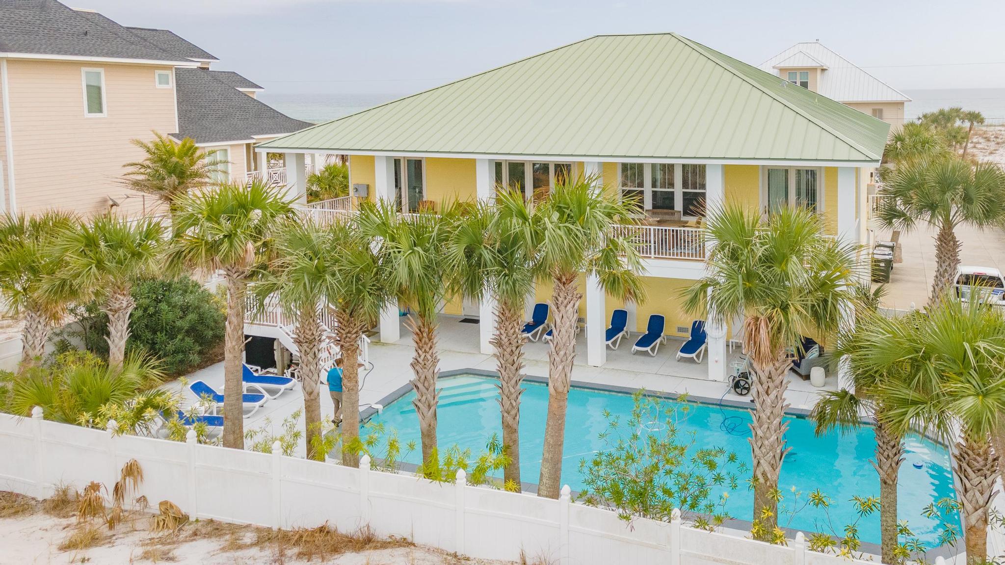 Ariola 1405 - The Big Yellow Beach House | Paradise Beach Homes