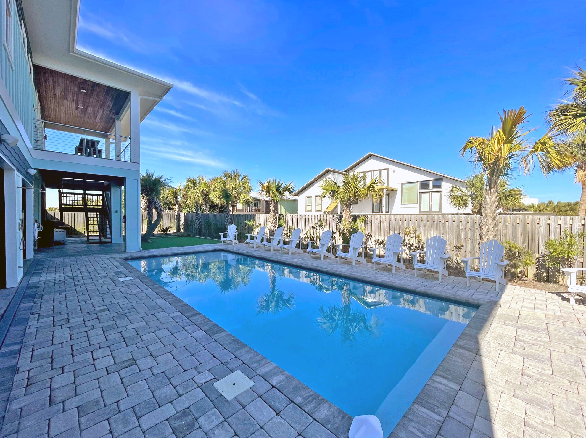 Ariola 1011 - Island Rock Beach House | Paradise Beach Homes