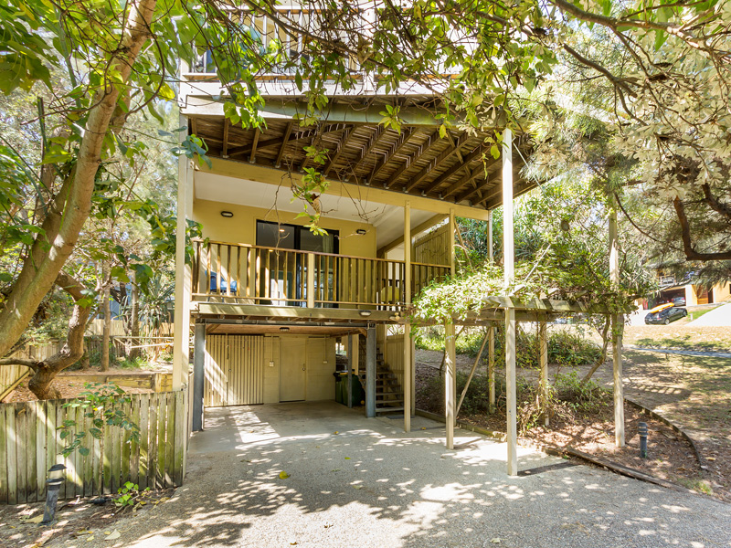 Straddie Beach House 3 | Ray White North Stradbroke Island