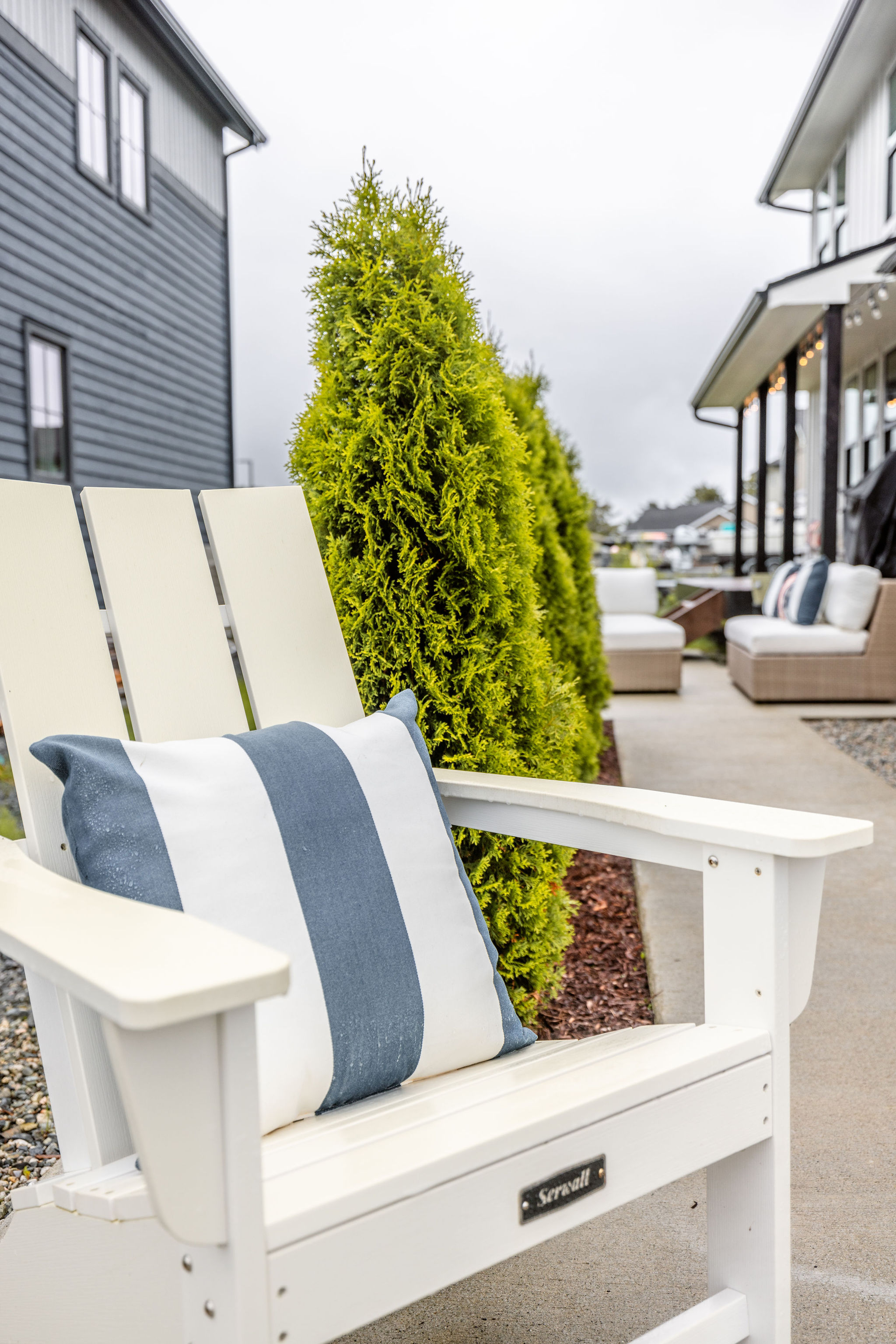 738 Alice Loop - 4 Sea's Cottage | Sitka Travel