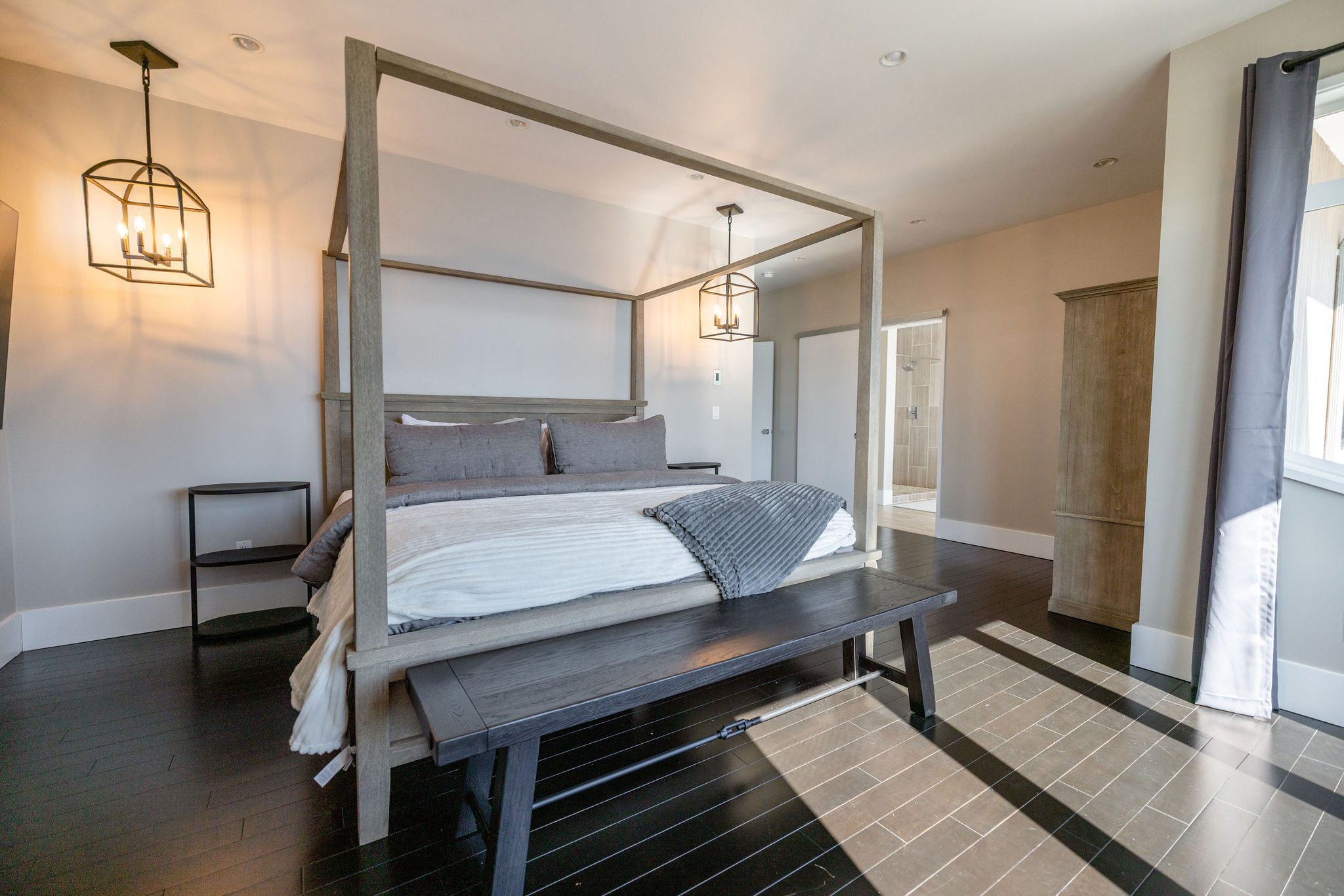 757 Alice Loop | Sitka Travel