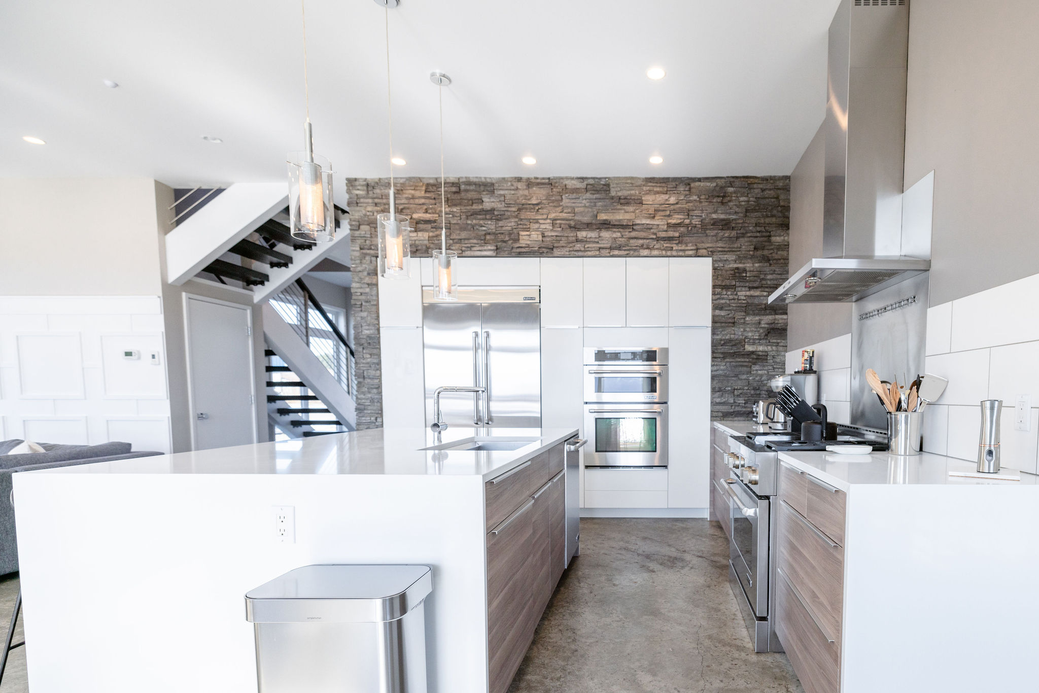 757 Alice Loop | Sitka Travel