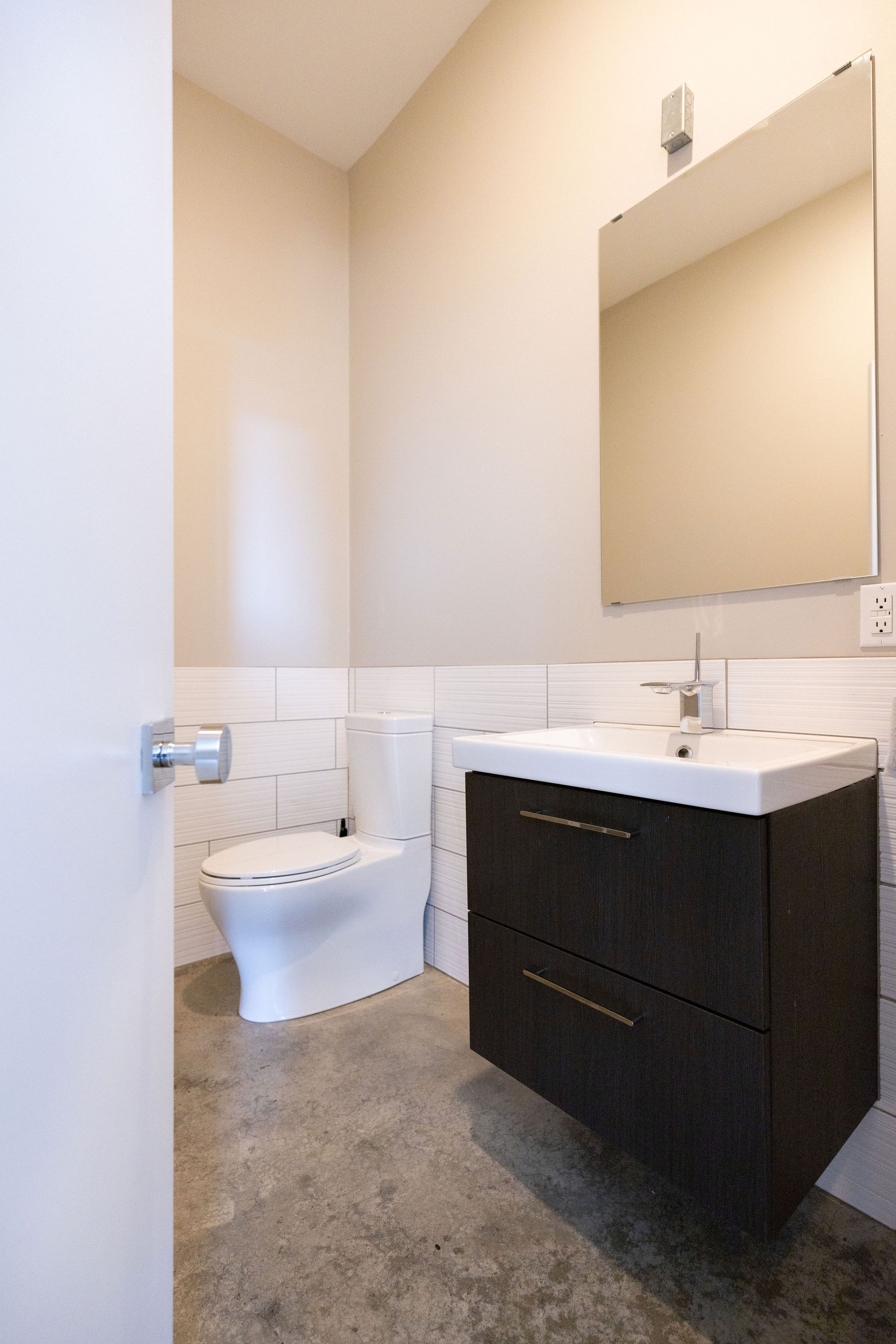 757 Alice Loop | Sitka Travel