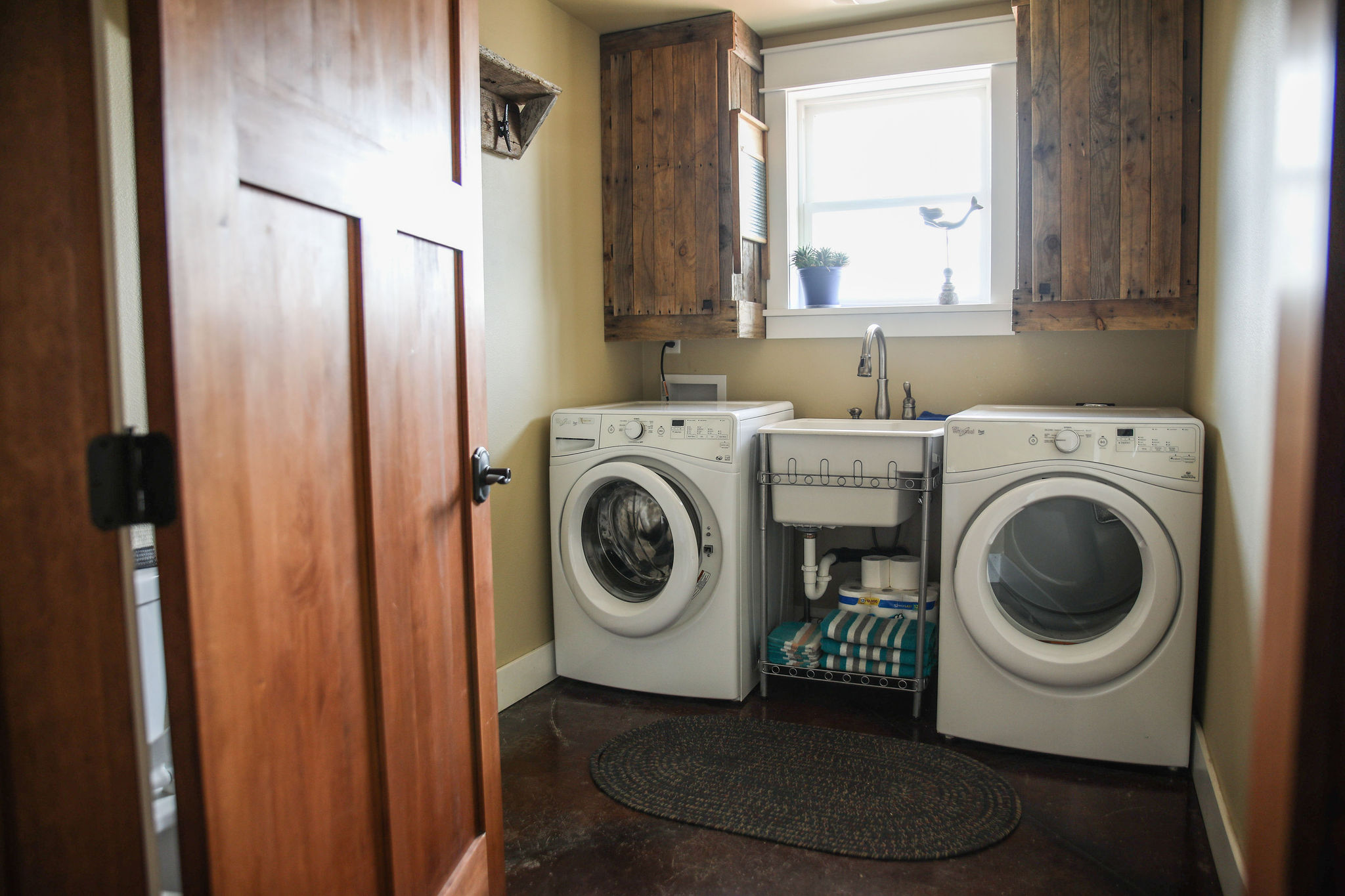 753 Alice Loop - Mariners Rest | Sitka Travel