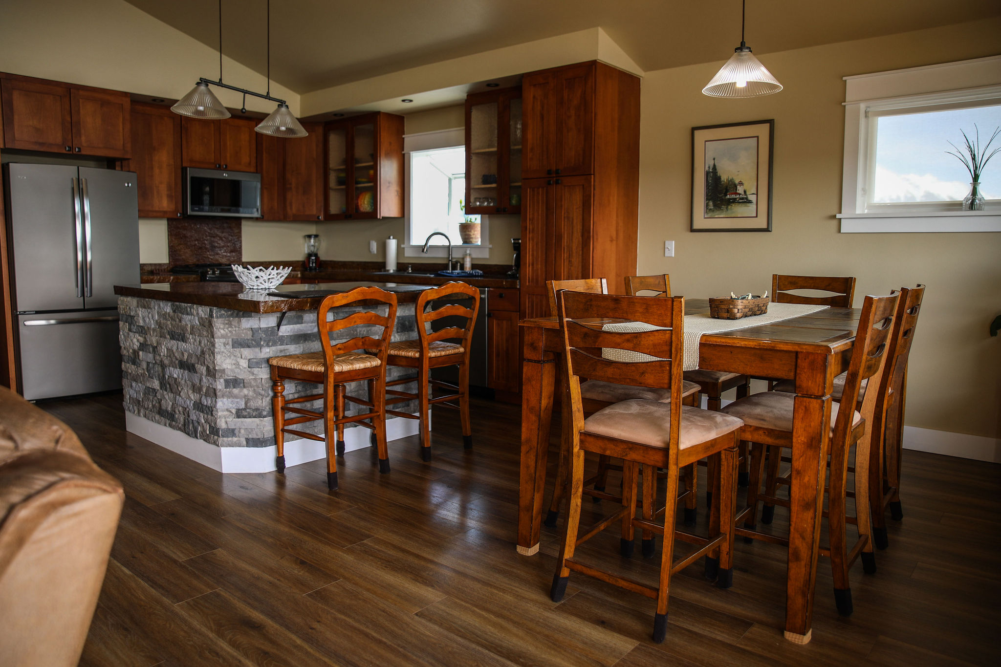 753 Alice Loop - Mariners Rest | Sitka Travel