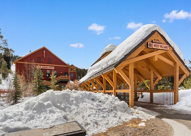 Snowbridge Square #F206 | Summit County Mountain Retreats
