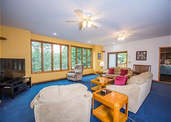 Deep Creek Lake Pet Friendly Rentals | Taylor-Made Deep Creek Vacations ...