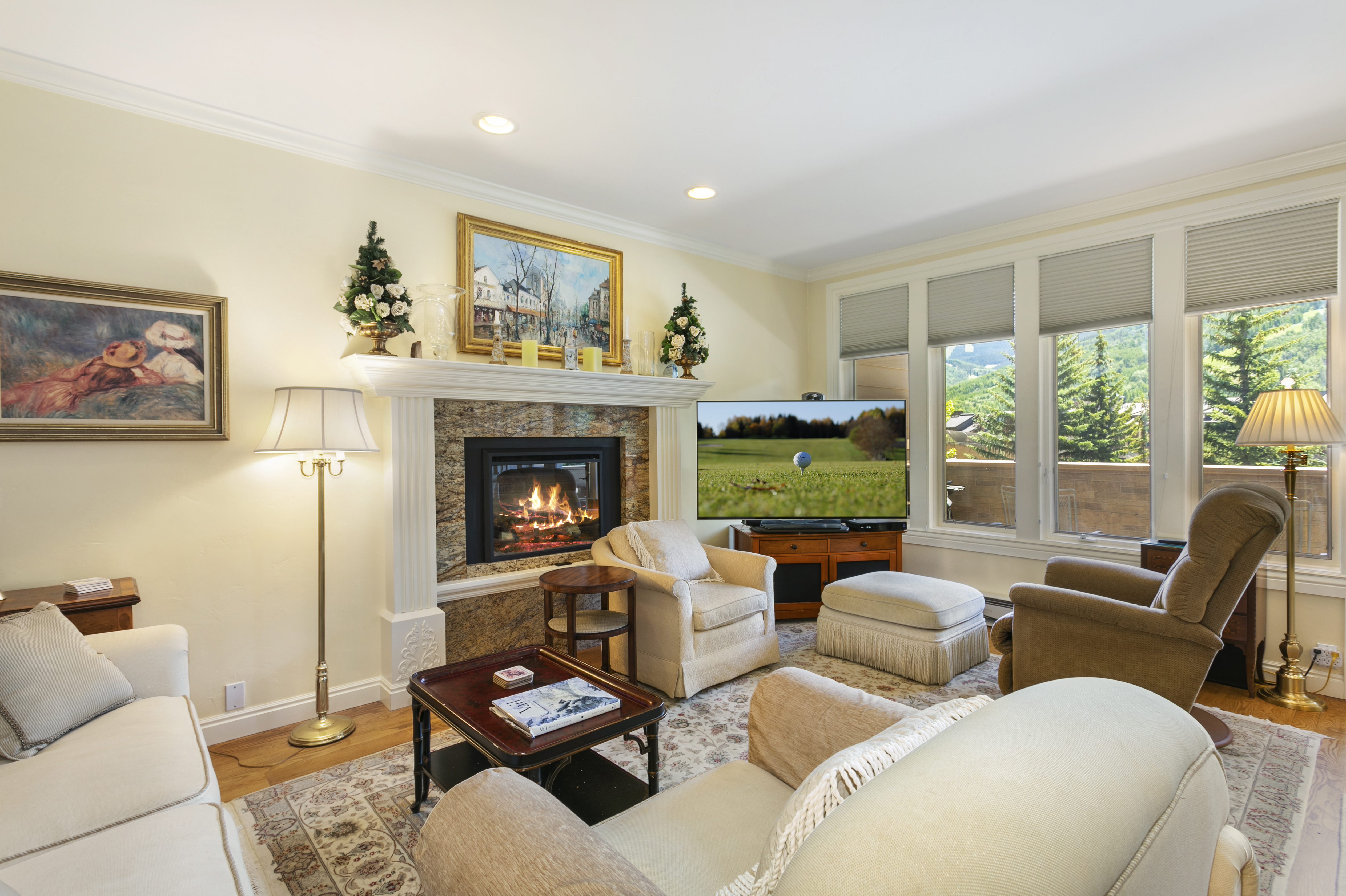 Sun Vail 22a, 2bd,2ba Condo With Vail Mountain Views - Vail, CO